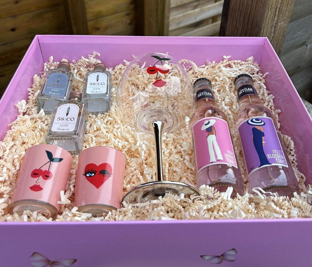 58Gin, Glass and Candle Gift Box – Spirit Sisters